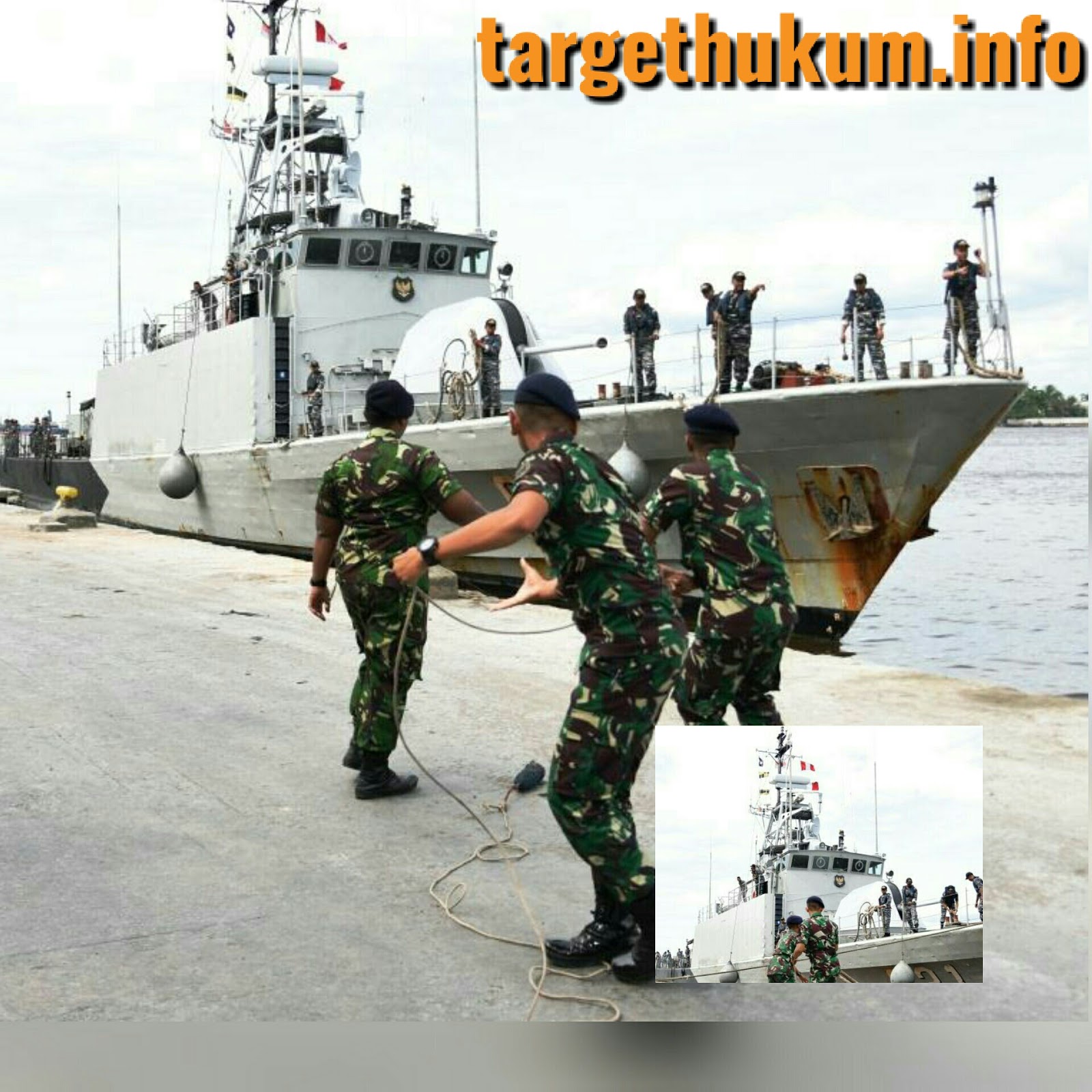 Kapal Perang Republik Indonesia KRI Todak 631 Sandar Di Dermaga Dwikora ...