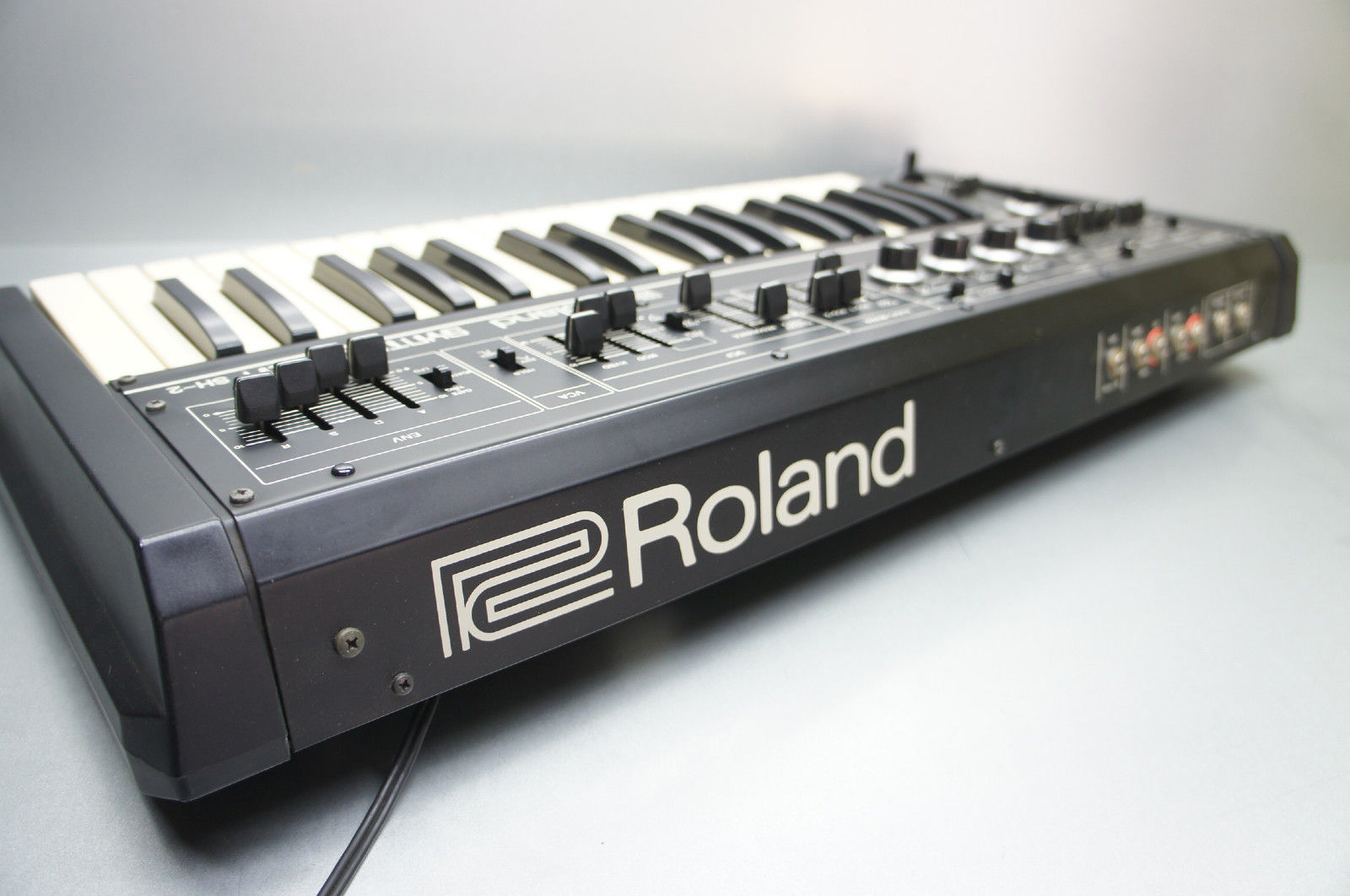 MATRIXSYNTH: Roland SH-2