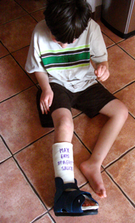 Love That Max : Max gets a serial cast, I become Weenie Designer Mommy