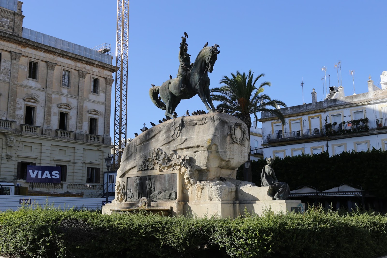 Andalucía Viajes: Plaza de España o plaza del Rey en San Fernando