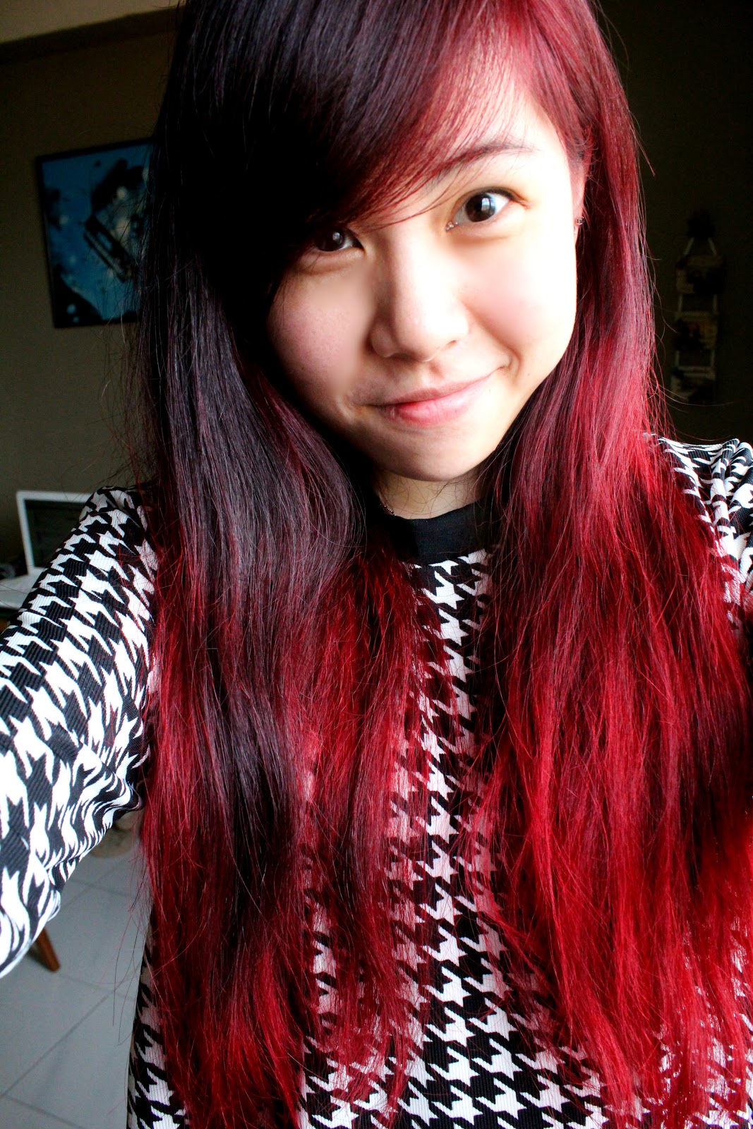 Melody: Gradient Red Hair
