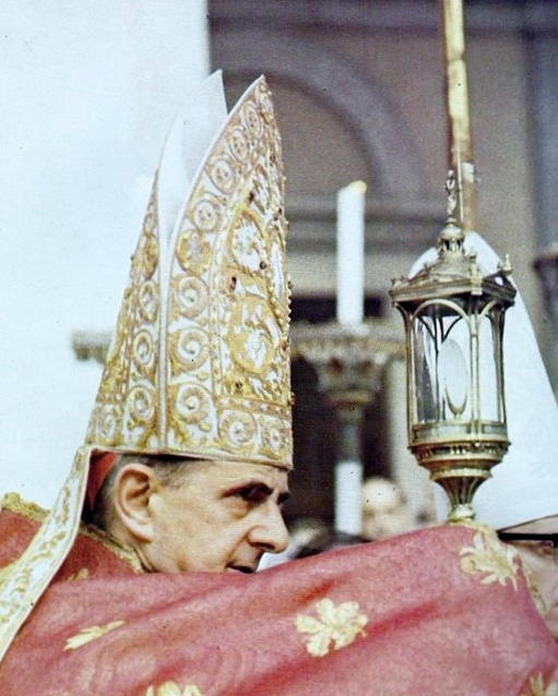 Orbis Catholicus Secundus: Precious Mitre on Cardinal Montini