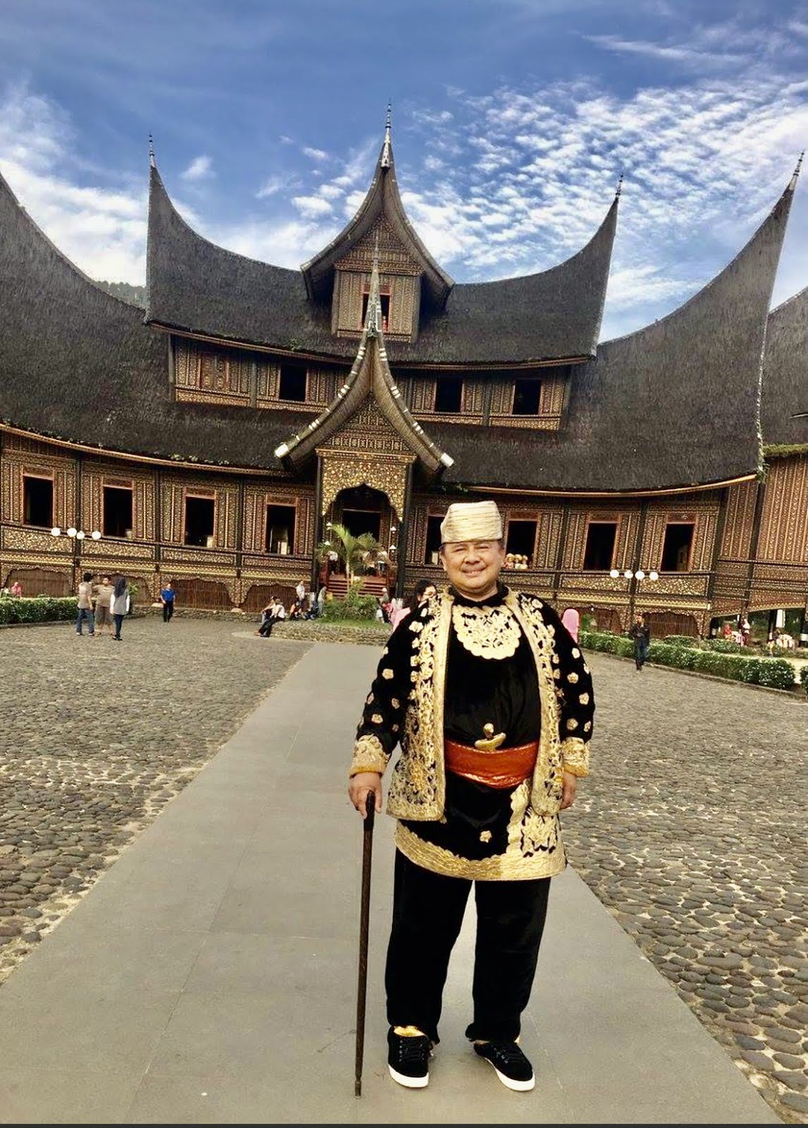 Change Management and Leadership for Indonesia: MK Langgengkan DInasti ...