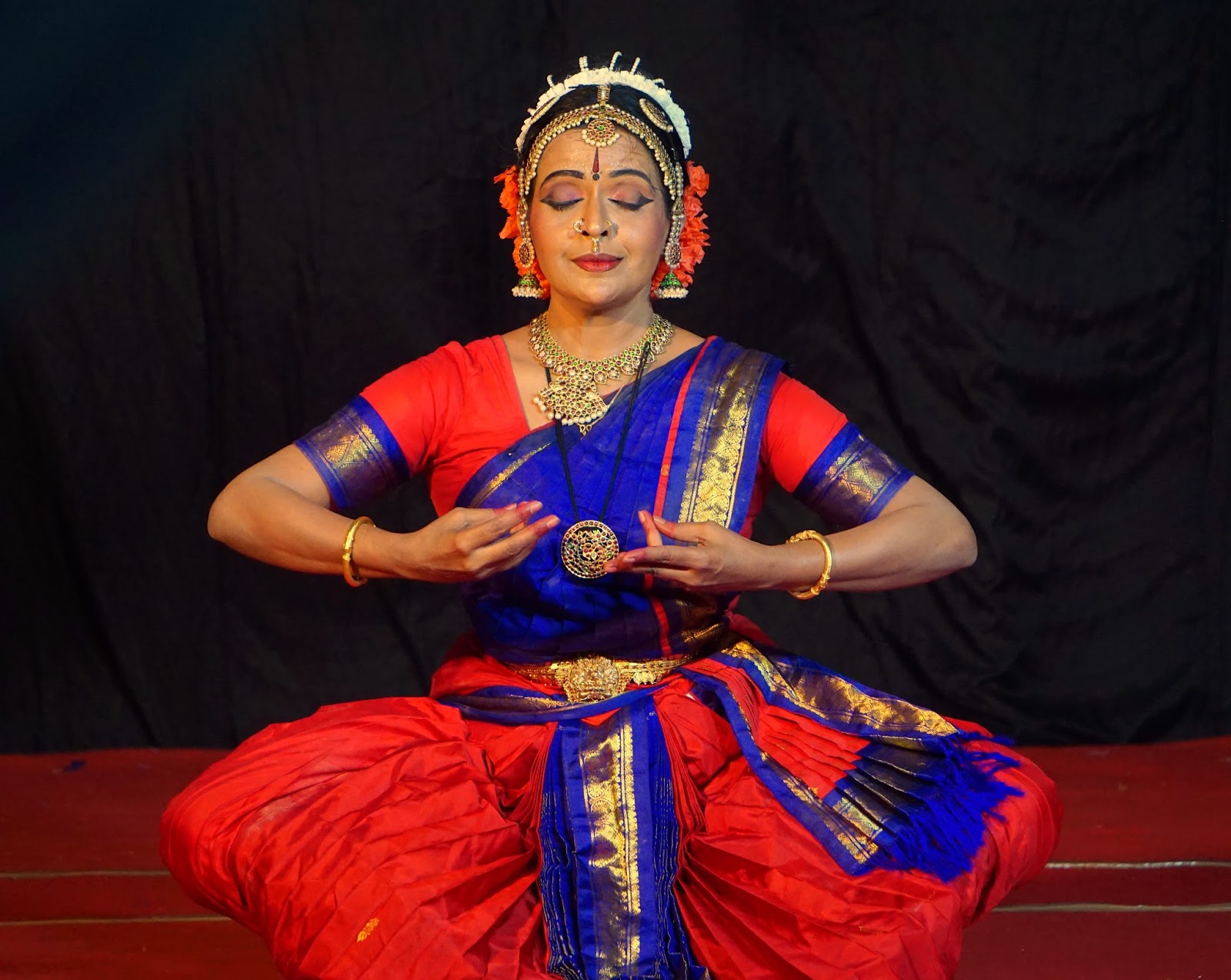 vijayanmadhavan: Geetha Padmakumar Kuchipudi