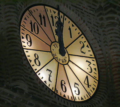 poeta en llerena: LEYENDO EN BLANCO