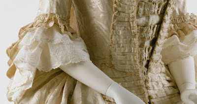 Marie Antoinette's: The Robe à la française [Poll]