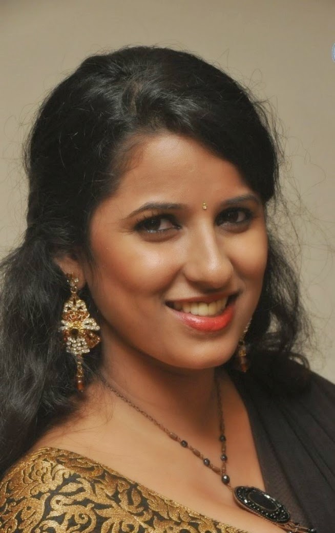Actress Sravya Reddy Latest Cute Transparent Saree Stills - Cine Gallery