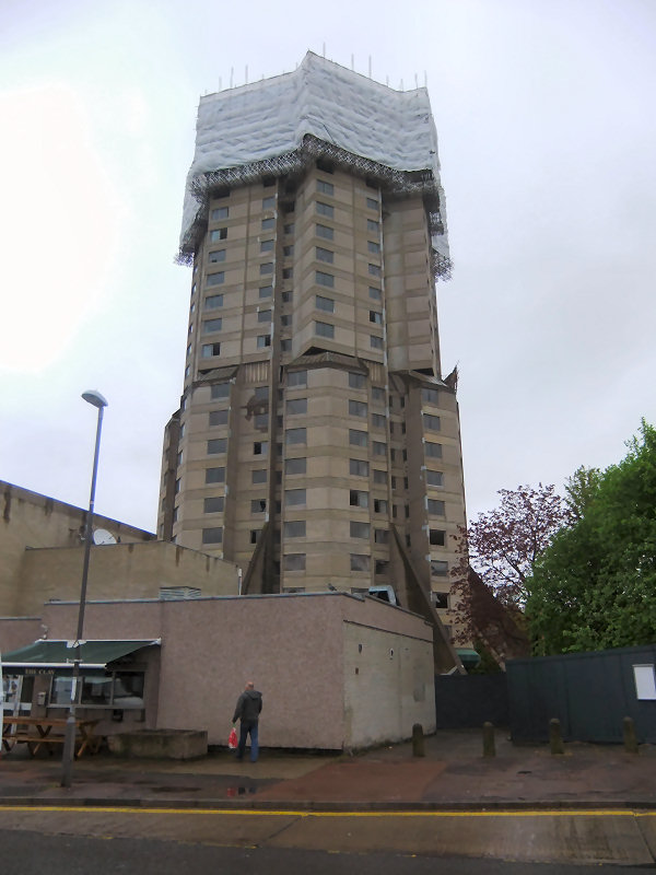 Photographs Of Newcastle: Derwent Tower (Dunston Rocket) Demolition Photos