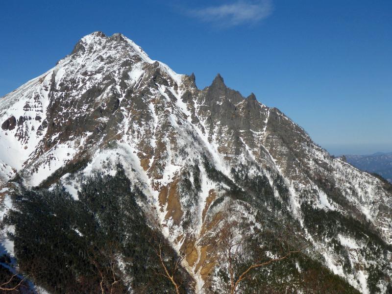 CLIMB JAPAN: The Tengu ridge of Akadake (赤岳天狗尾根)