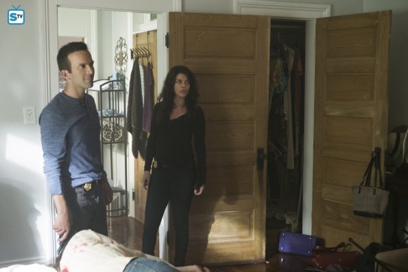 LaSalle tells them that Amanda had a boyfriend named Max that drives a ...