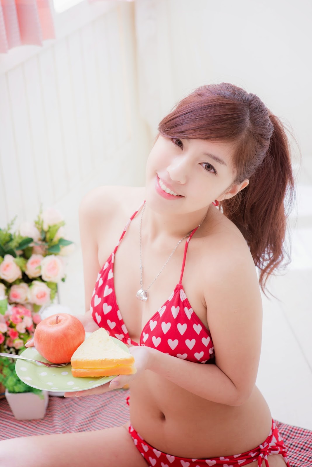 Appreciation of Asian Babes: Taiwan Actress & Model: Nono Ku - 辜莞允 (Part IV)