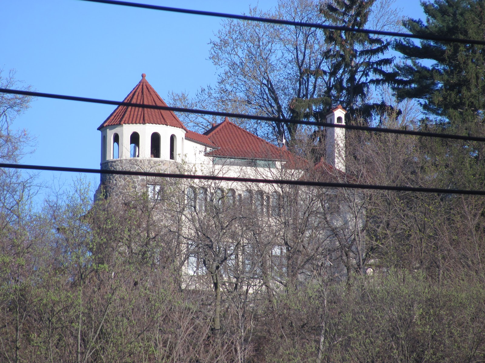 Edgemont Reflections: Edgemont's Castle