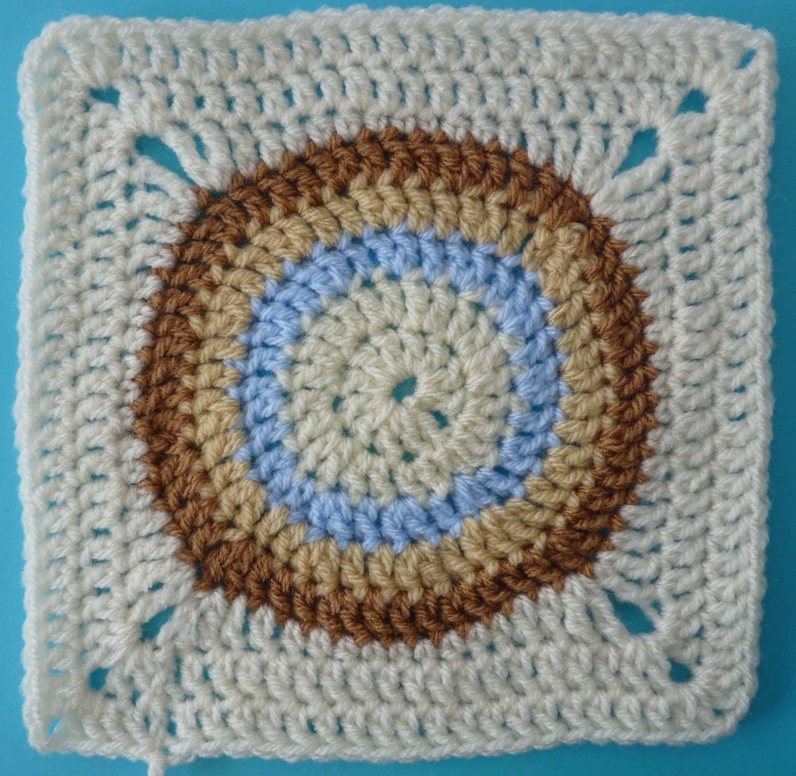 The Adventures of the Gingerbread Lady: PATTERN: Circle-in-a-Square