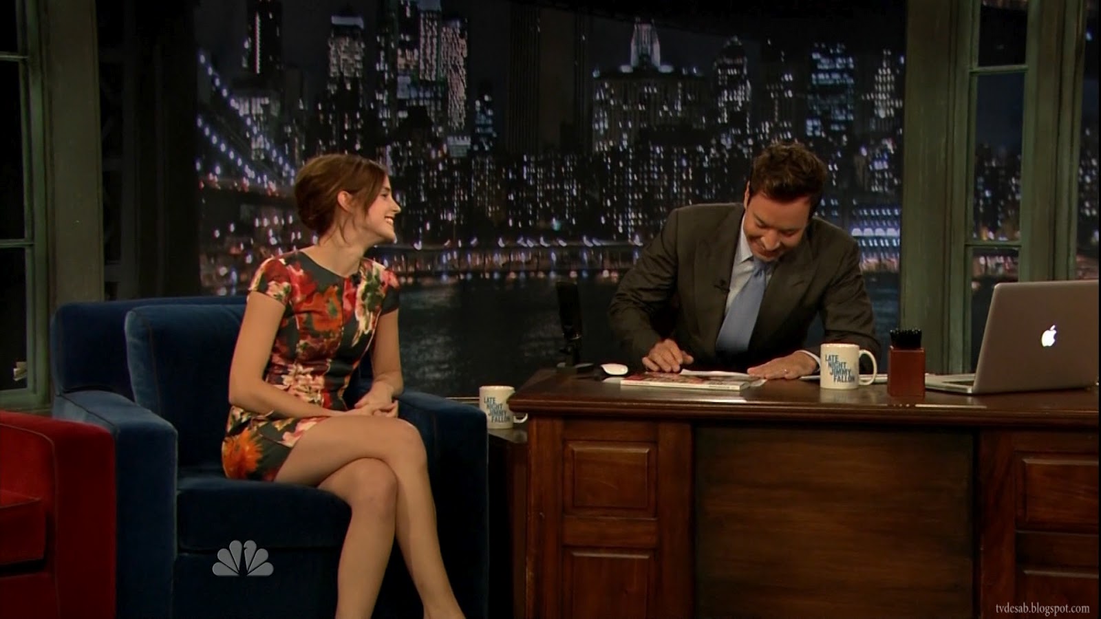 Tvdesab Emma Watson Late Night With Jimmy Fallon 09132012