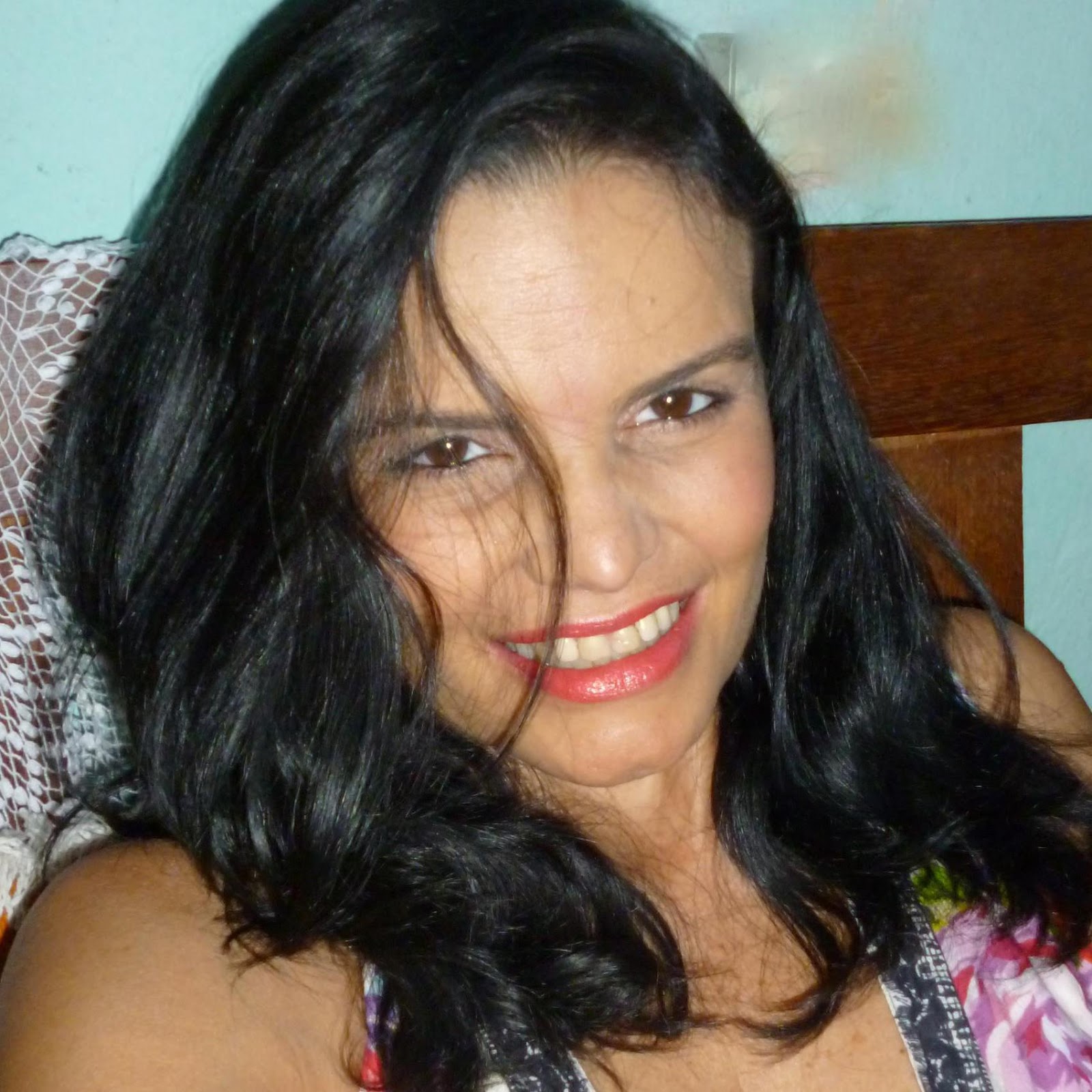 OPINIÃO TRIUNFO: O CHARME DE ANDRÉA PAIVA