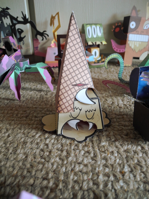 Voglio Una Mela Blu: Un libro per fare: "Papertoy Monsters" di Brian ...
