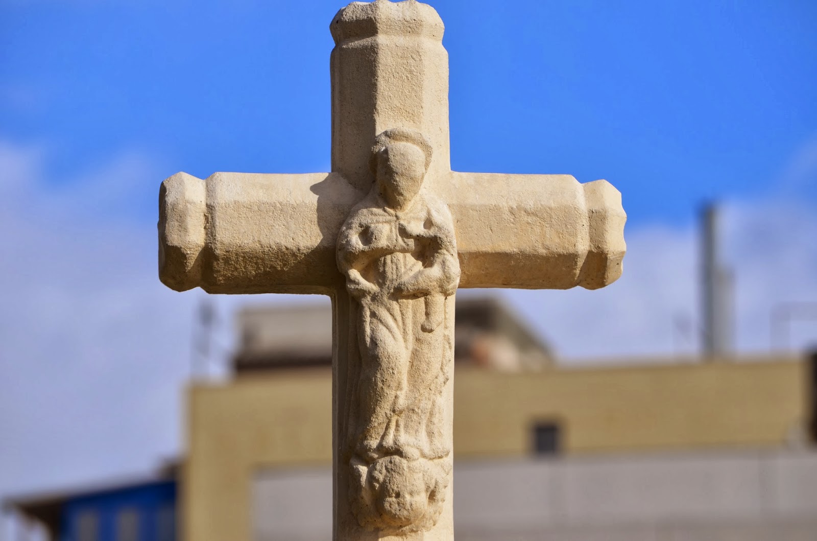 Imatges de Maria: Creus de terme dels jardins del Monestir de Sant ...