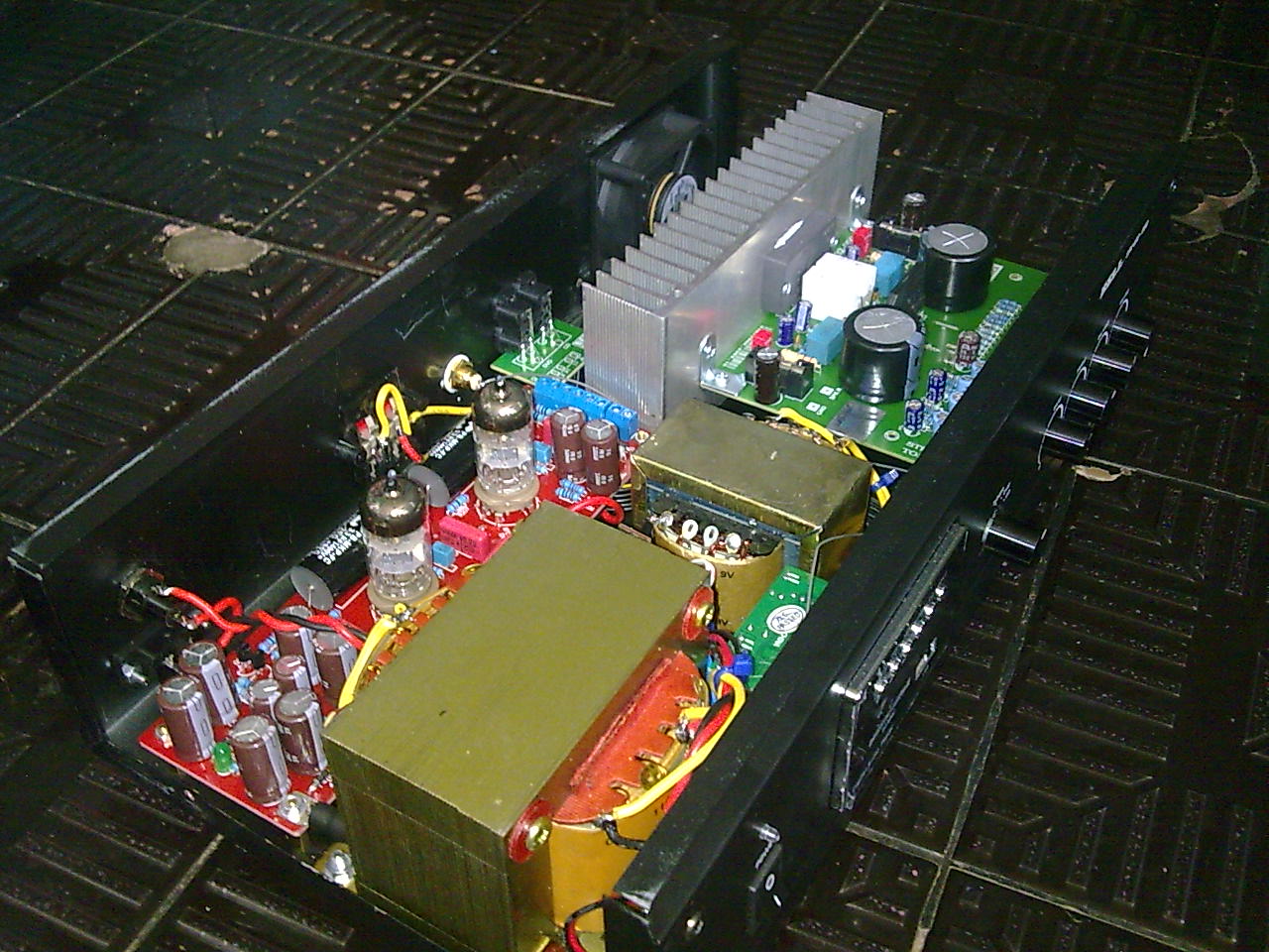 audio: Integrated Amplifier STK 432-050