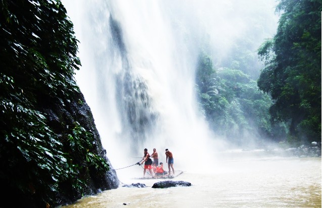 WATERFALLS IN THE PHILIPPINES: PAGSANJAN FALLS IN LAGUNA