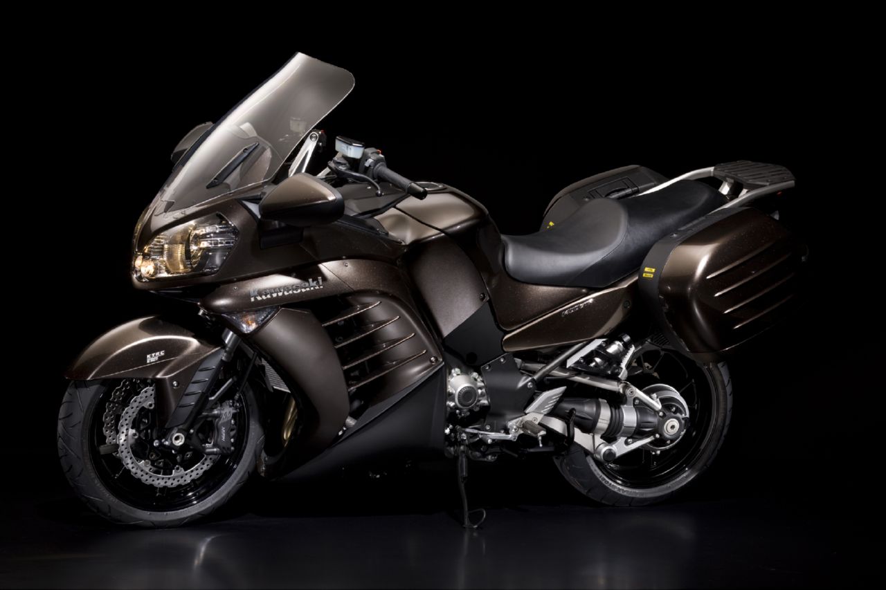 Moto World: Kawasaki 1400 GTR