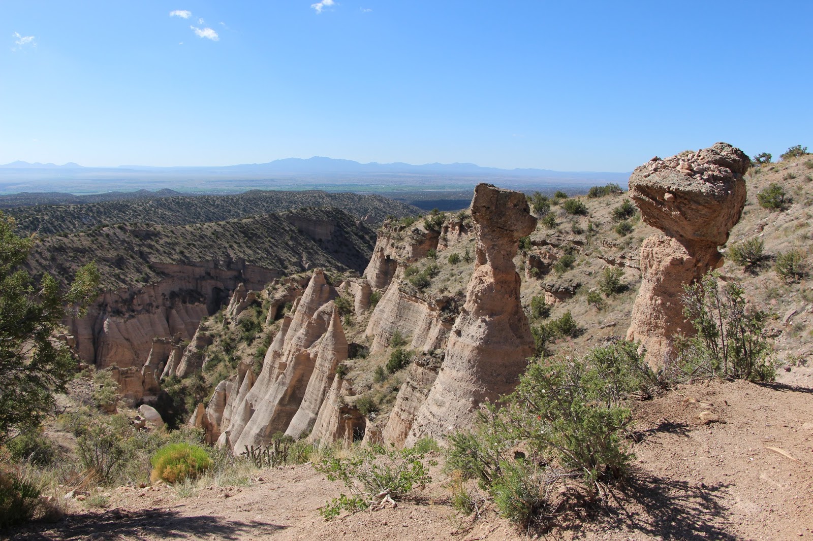 Kinou's World: 16 mai 2016 - Cochiti Lake > Tent Rocks > Cedar Crest ...