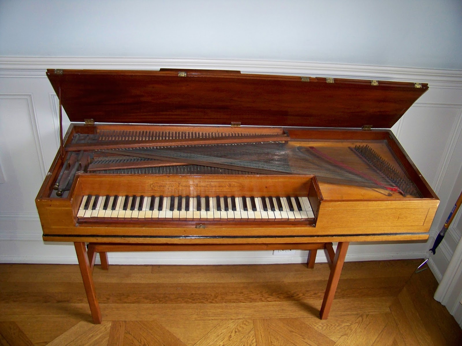 Antiquarian Keyboard Instruments