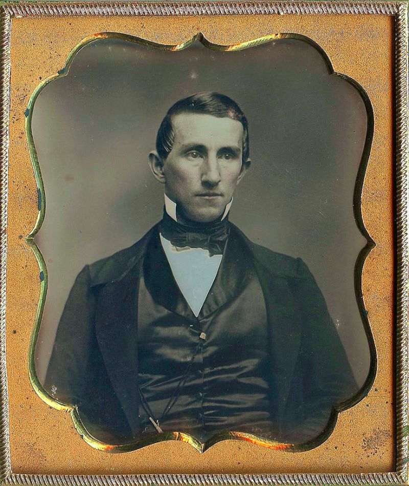 Victorian & Edwardian Mens' Fashion: 30 Vintage Studio Portraits of ...