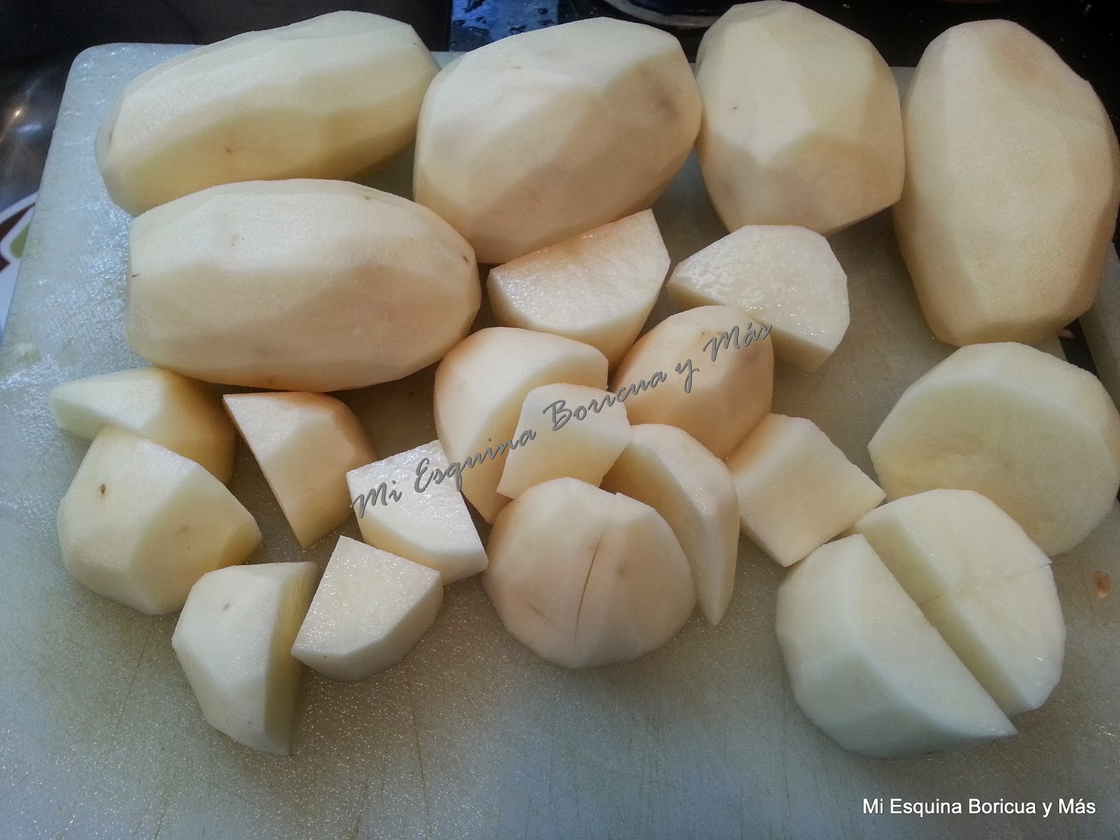 Mi Esquina Boricua y Más: Papas majadas con ajo