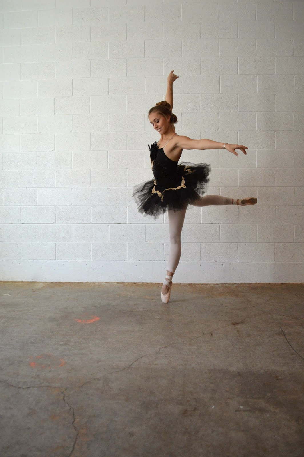 white orchid photography: A Graceful Ballerina | M'kenna's Dance Session