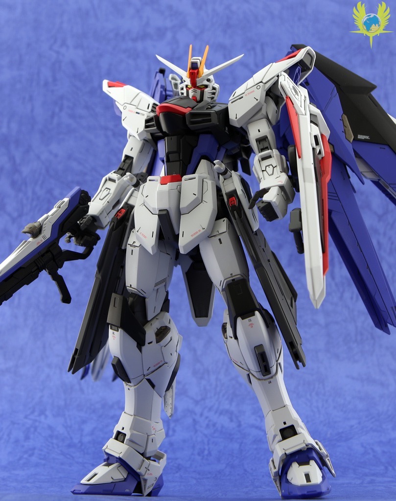 Custom Build: MG 1/100 Freedom Gundam 2.0