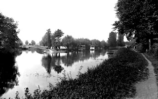 Historical Cookham: The Second Ferry at Cookham Lock.