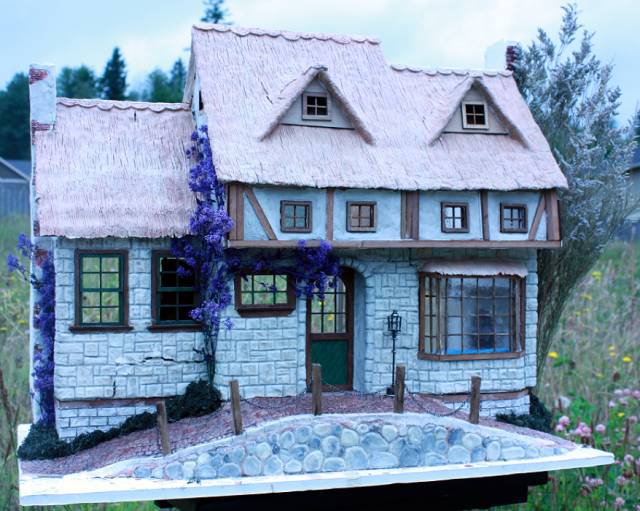 Custom Styled Dollhouse Kits: Greenleaf Dollhouse Contest 2011 Kit