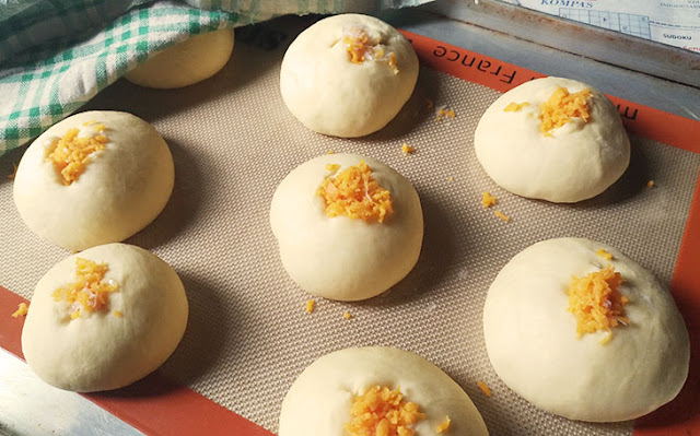 [RECIPE] Cheezy Cheddar Shokupan Buns