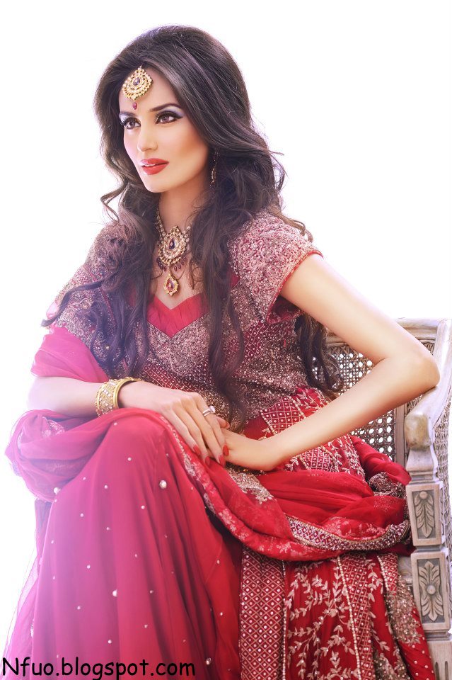 Mehreen Syed Latest Bridal Photoshoot | Pakistani Models