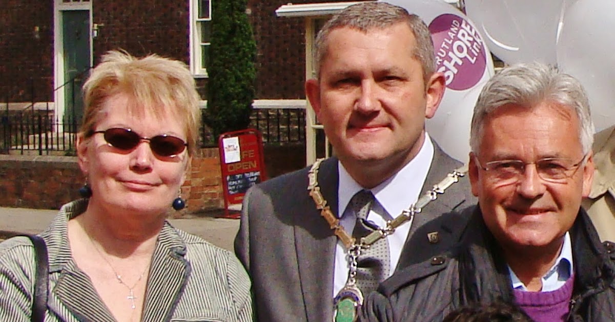 Martin Brookes Oakham: Oakham Mayor Cllr Adam Lowe Suggests I am nuts ...