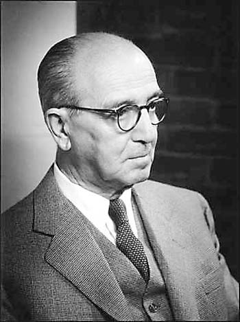 Tren Fugitivo Boliviano: Hans Kelsen y su influencia en el ...