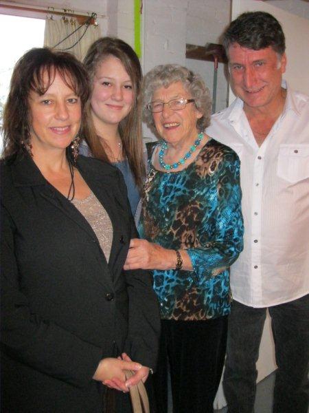 Southern Beaches Regional Arts: Eileen Brooker’s 90th Birthday