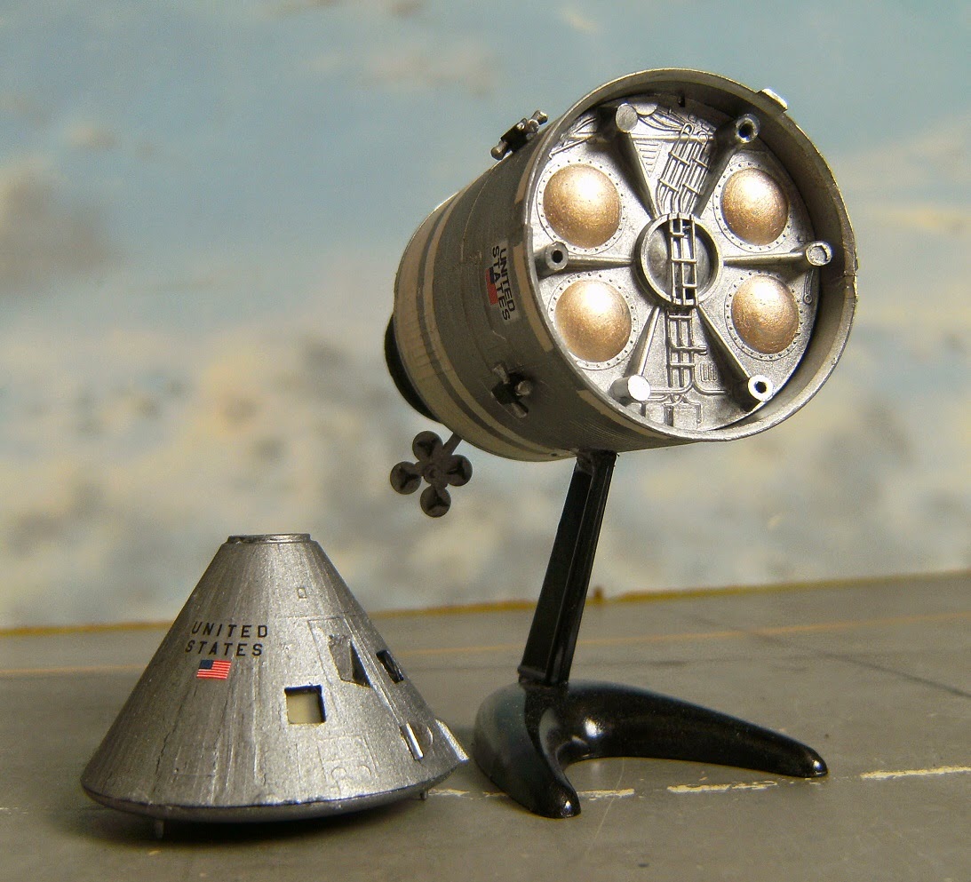 Happyscale-Modellbau: Apollo Command Module - Revell 1/100 built by ...