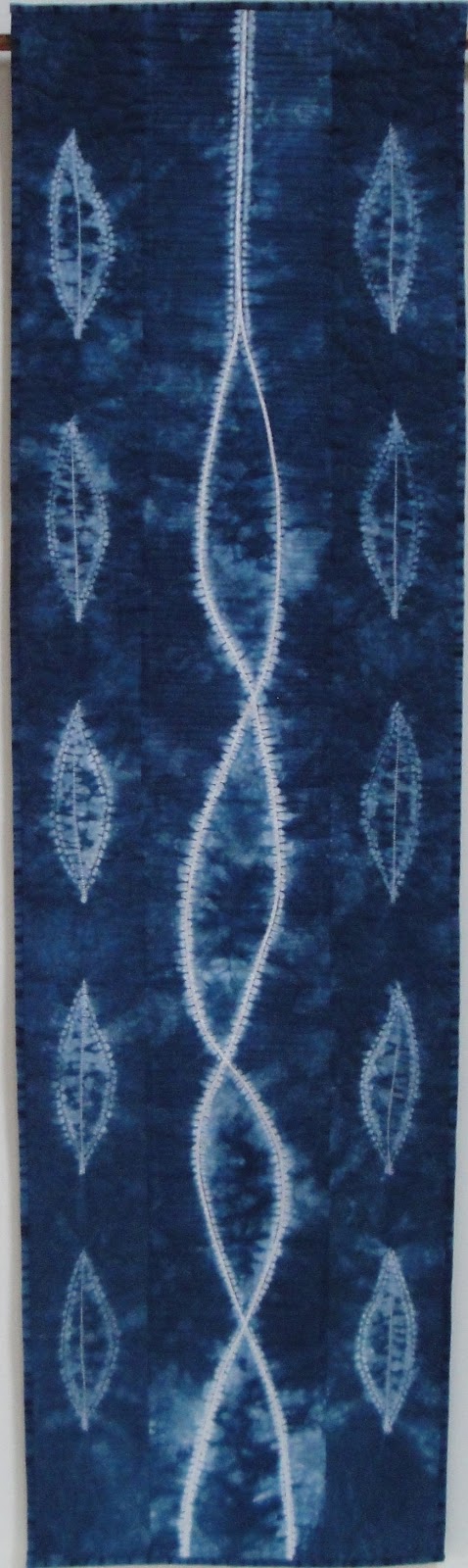 Out Of The Fold: Dee Nicholson