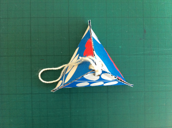 nineteenseventythreeltd: Paper craft: Easter Nets.