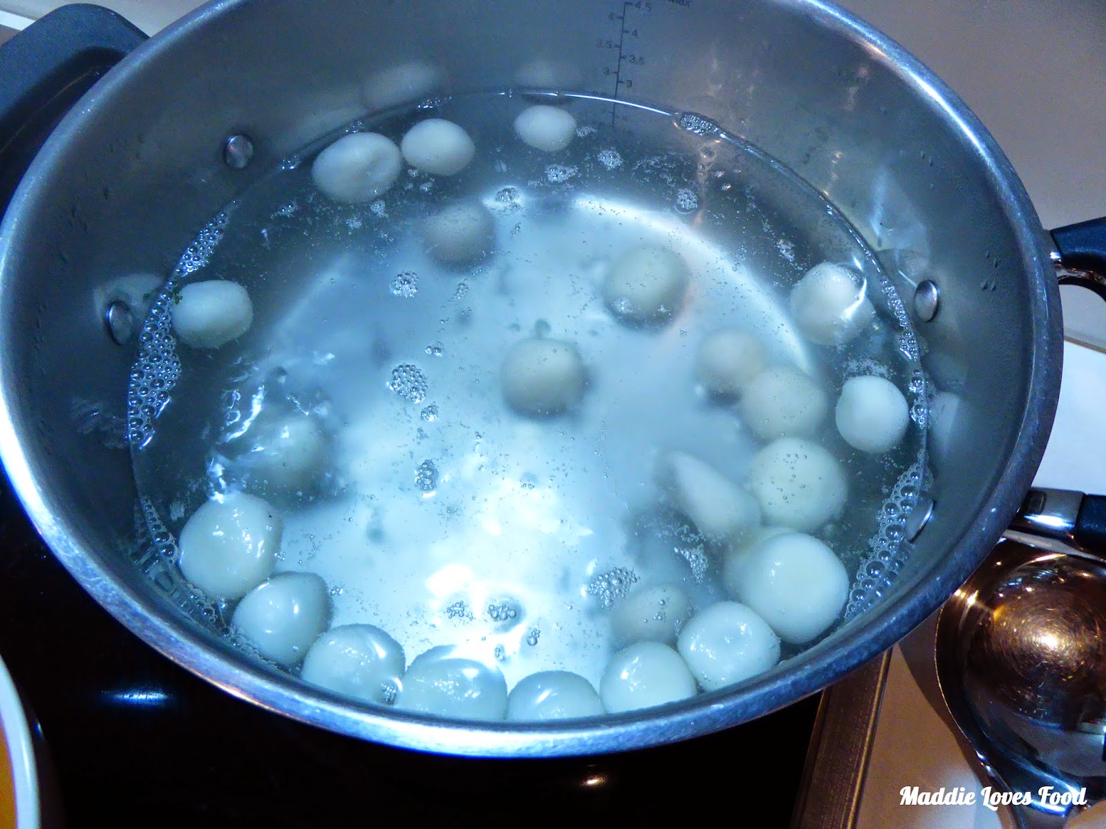 Black Sesame Tong Yuan - Maddie Loves Food