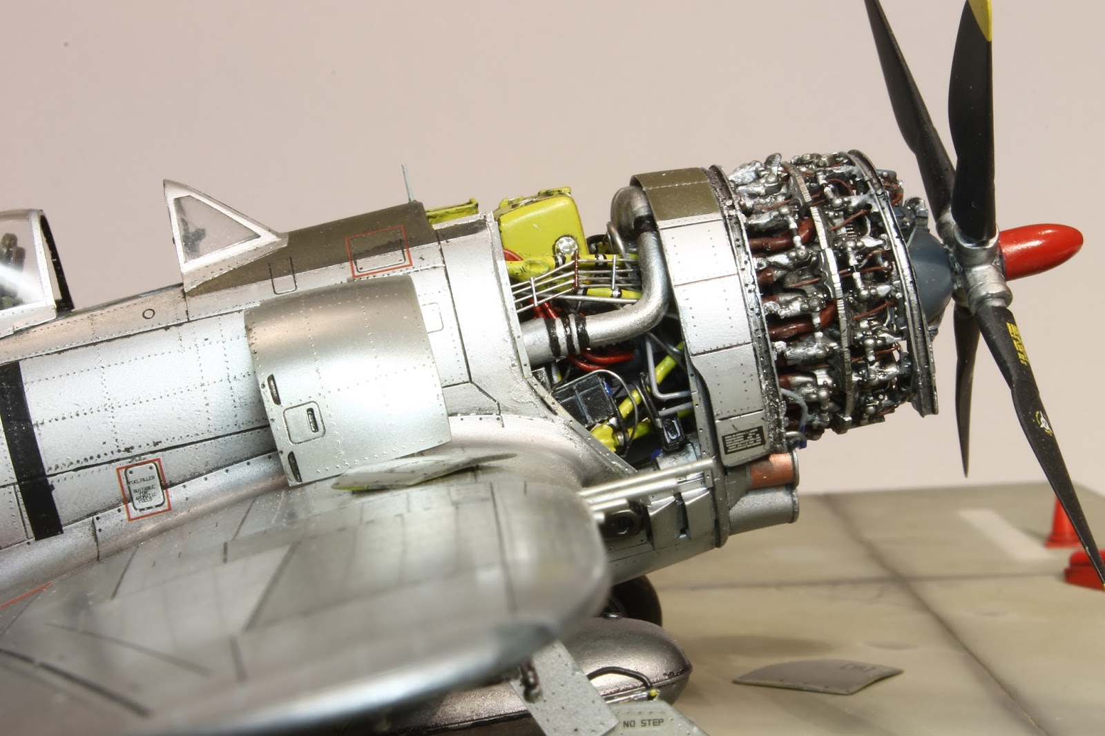 Istvan Michalko's scale models: Republic P-47D-25 Thunderbolt ...