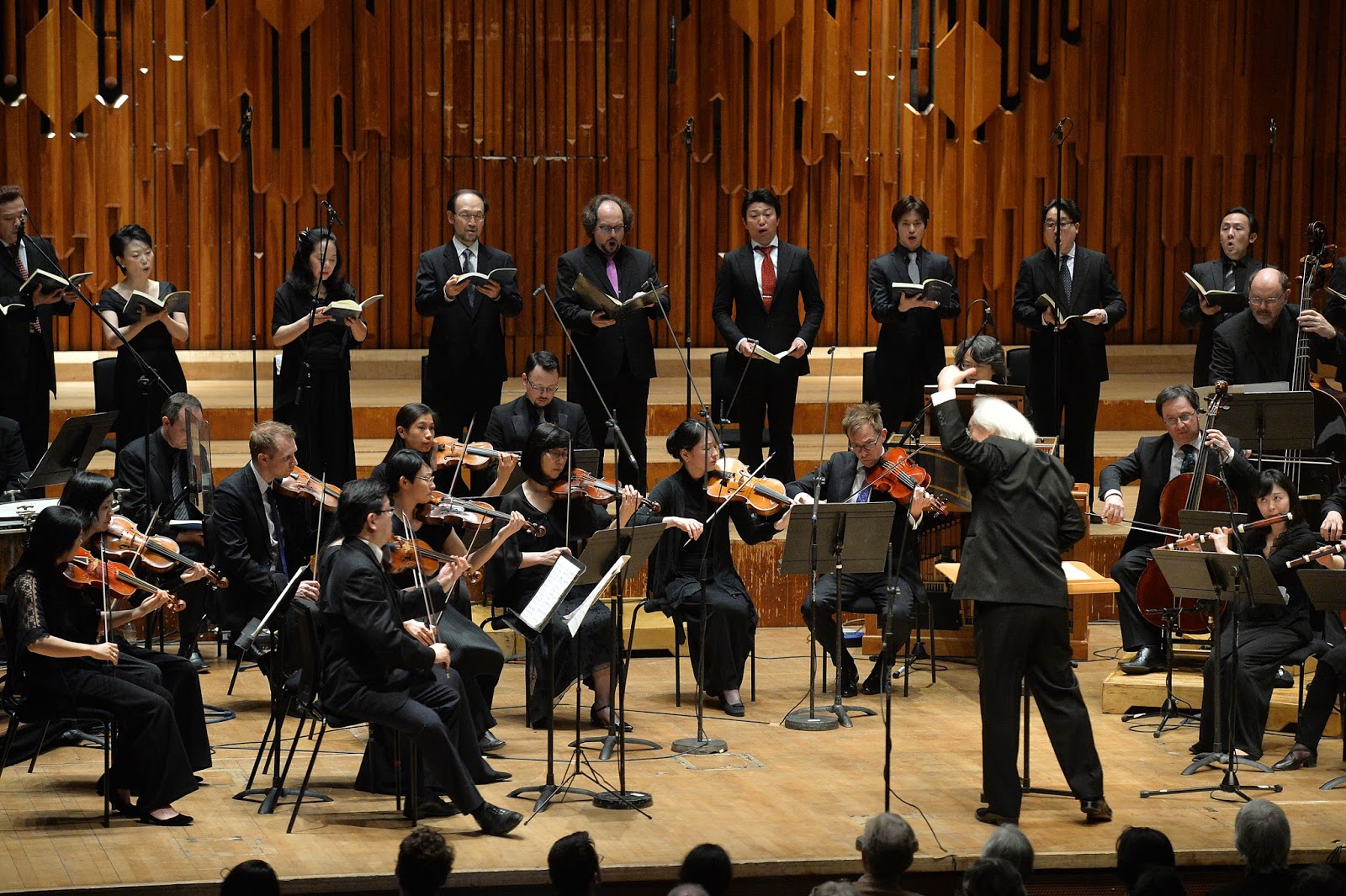 Planet Hugill: Elegant Bach - Mass in B Minor from Masaaki Suzuki and ...