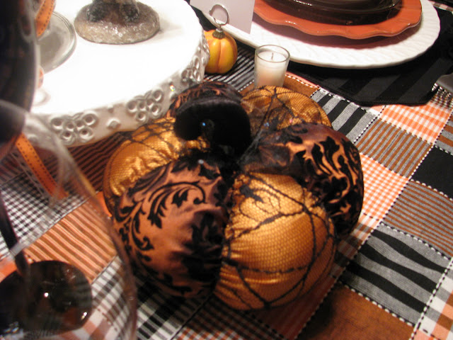 Designs by Pinky: ~~~A BeWITCHing Table!!!~~~