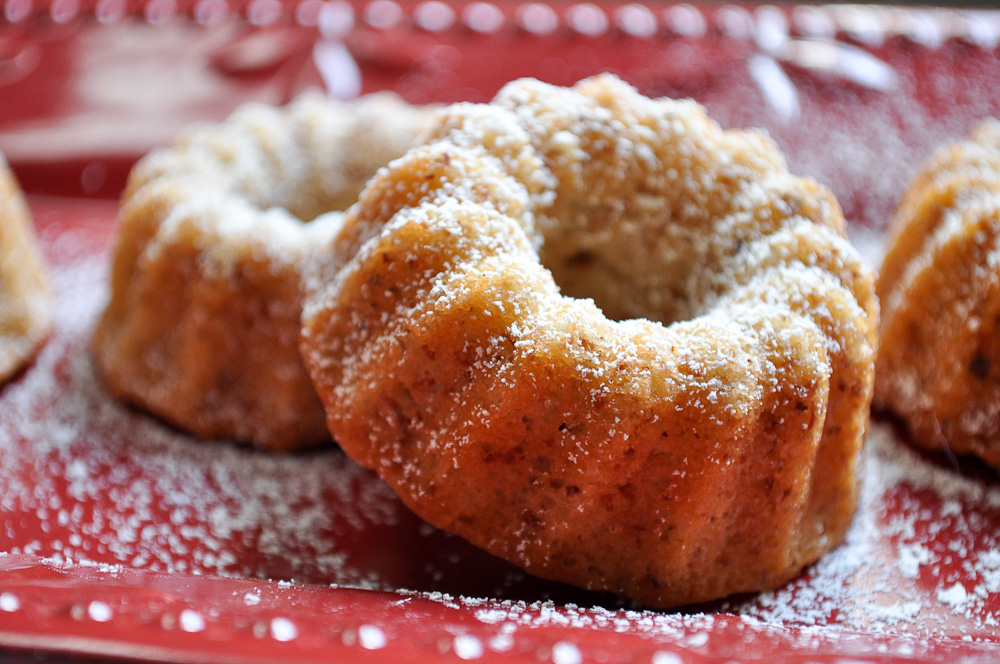 The Ginger Snap Girl: Almond Financiers