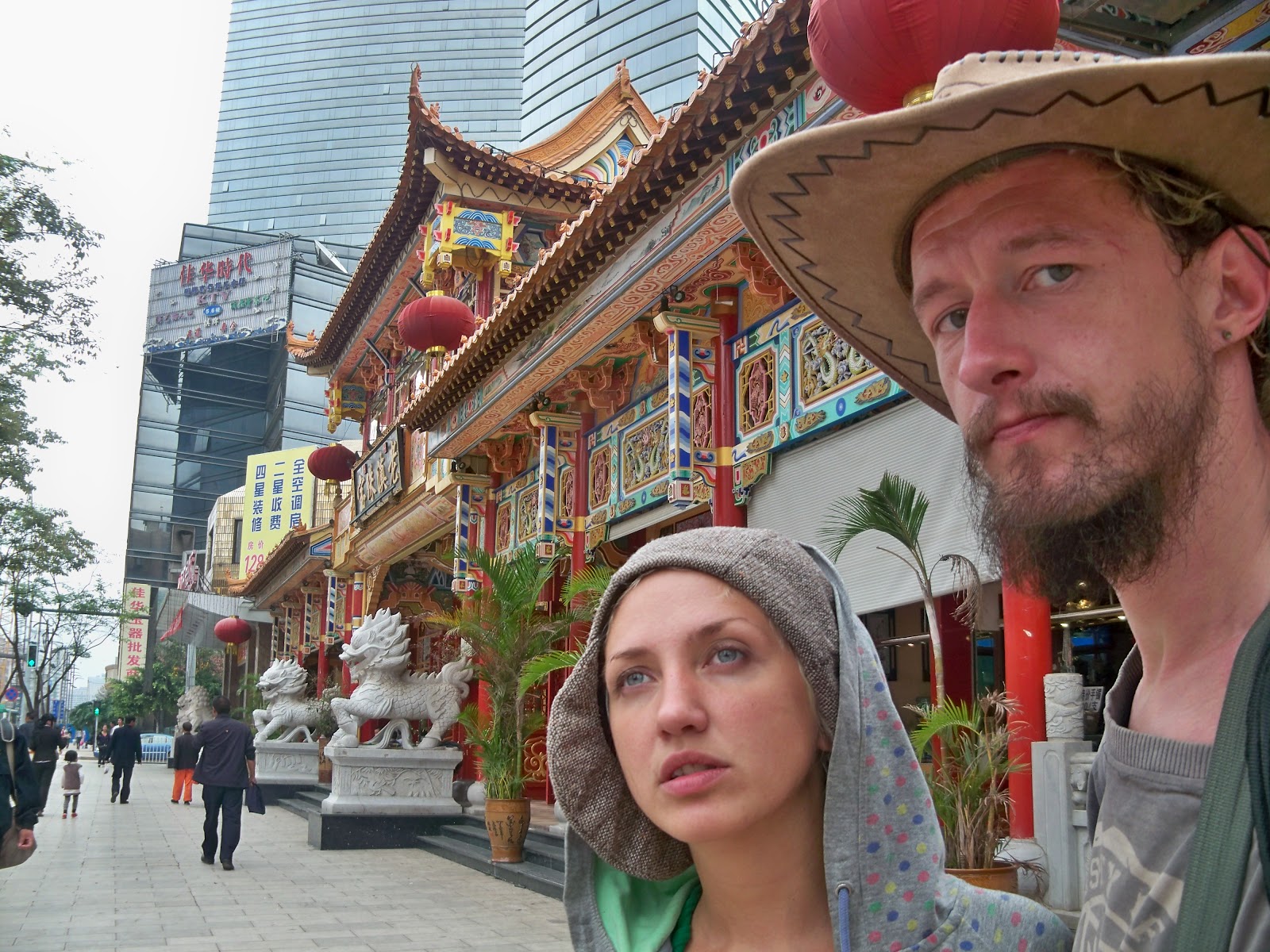 Līvas Alksnes logs uz pasauli: Ilona Balode "Rīga-Pekina" grāmata