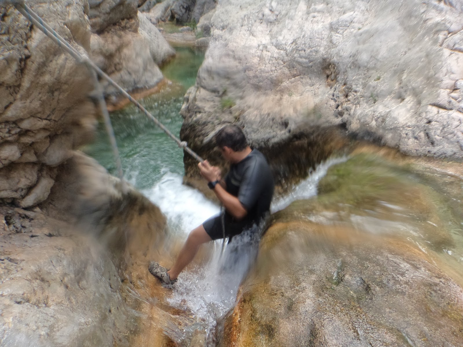 DESCENSO RÍO FRAILE, BICORP - Las Rutas de Moskys