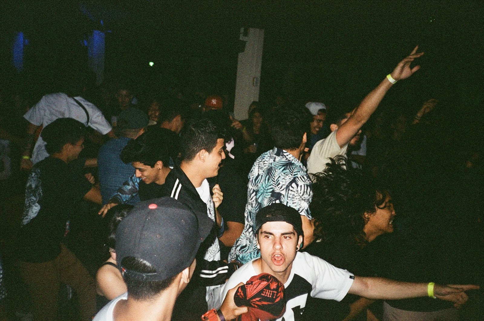 O show do Yung Buda não foi diferente, muito bate cabeça e geral ...