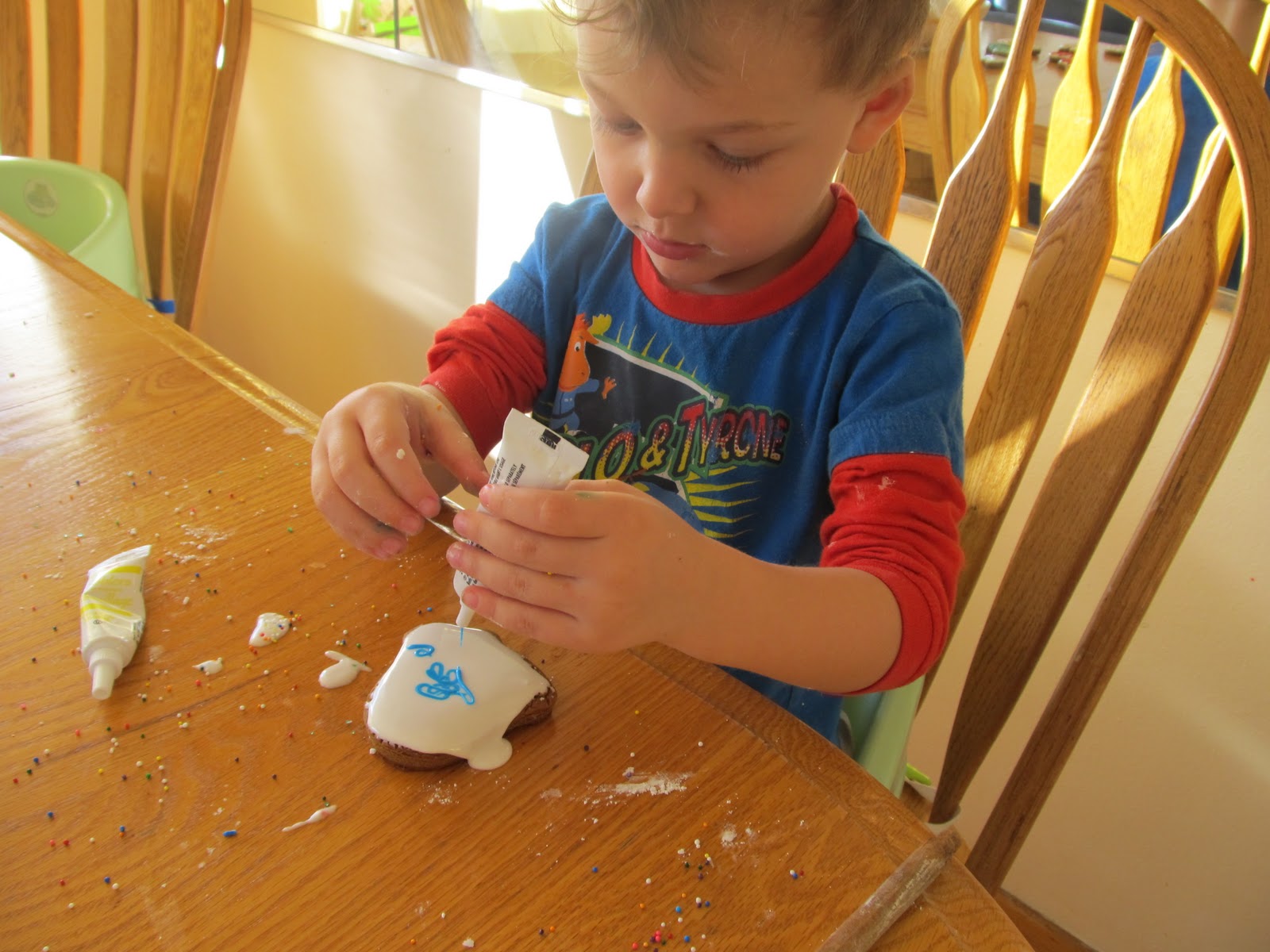 High Park Home Daycare: Royal Icing Makes Kids Cookie Decorating Easy