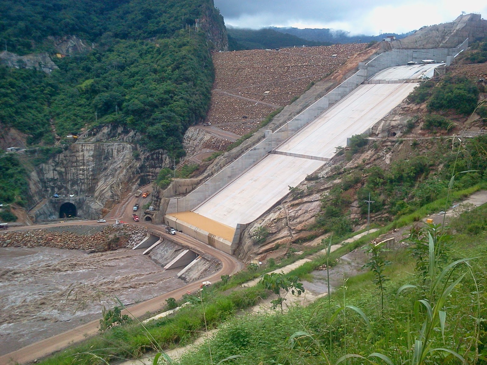 Noticias Mundo Eléctrico: Boletín 34 - Isagen recibió aprobación para ...